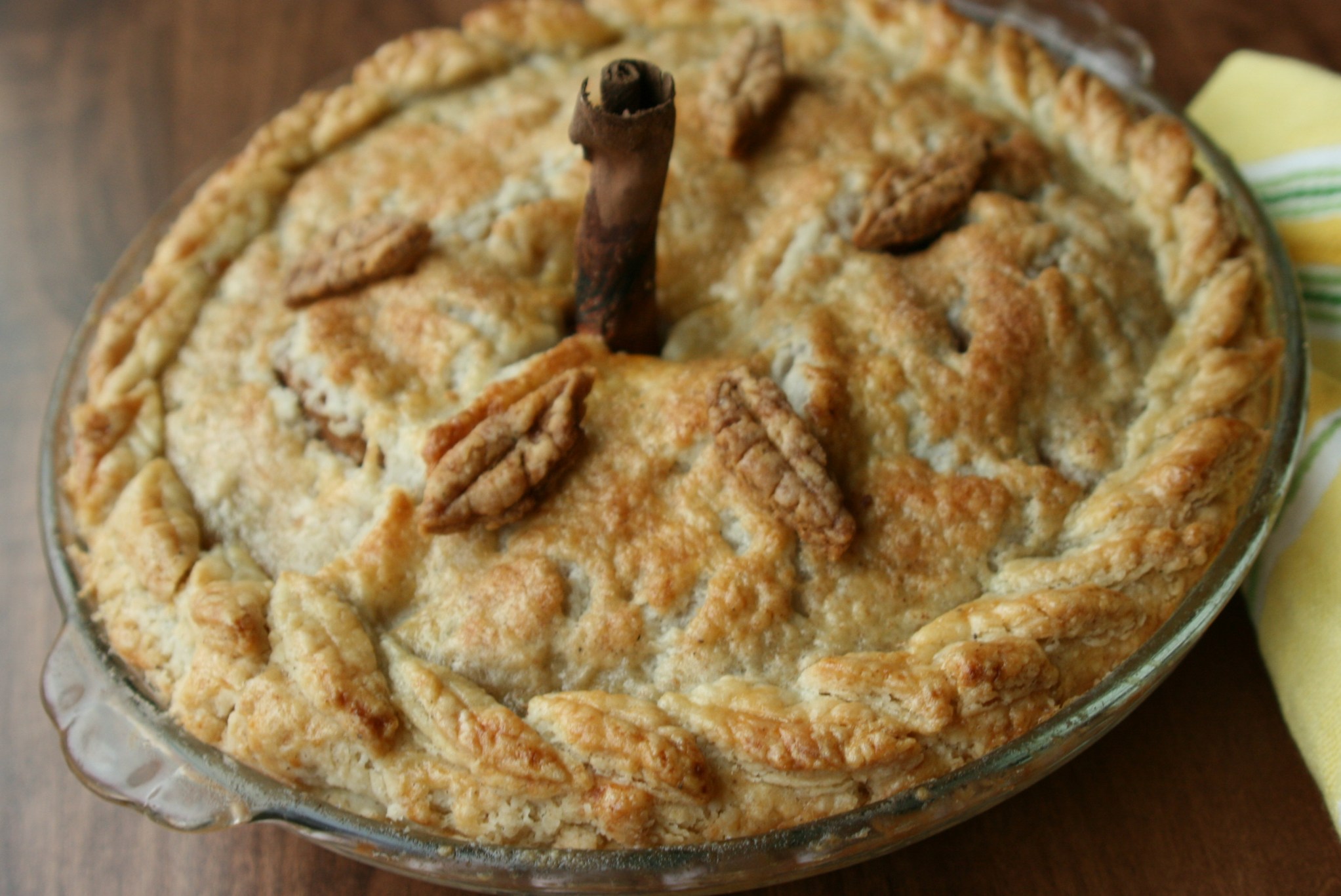 A Double-Crusted Fruit Pie – Here's the Dish