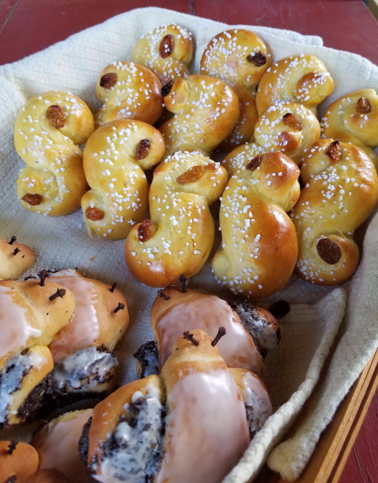 Sweet European Buns – Here's the Dish