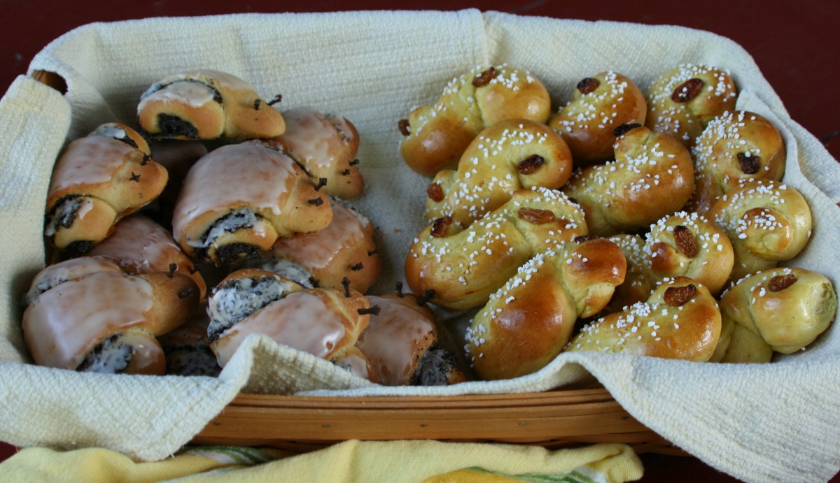 Sweet European Buns – Here's the Dish