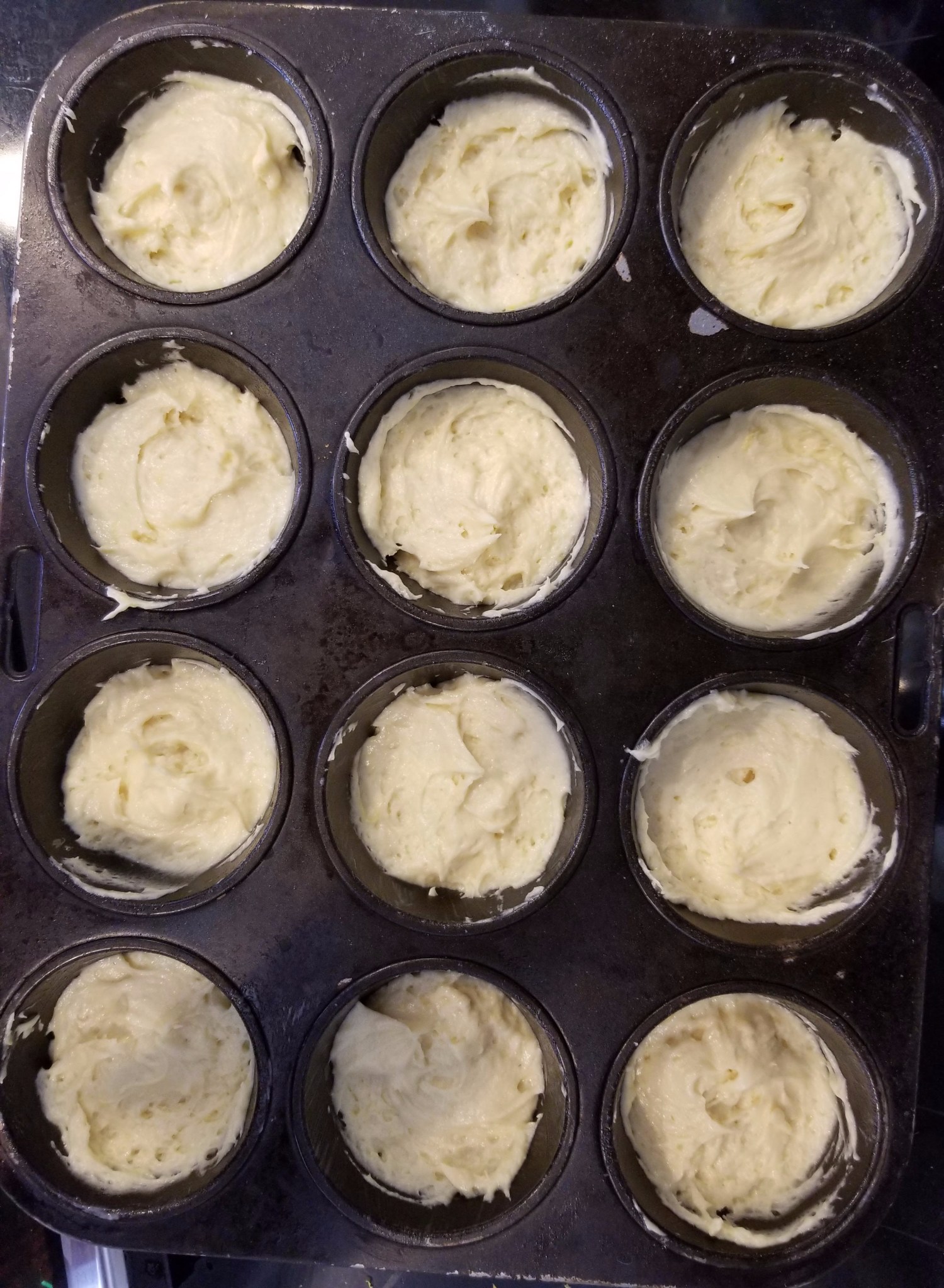 Miniature Classic British Cakes – Here's the Dish