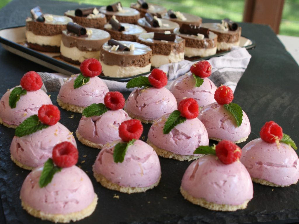 Mini Mousse Cakes – Here's the Dish
